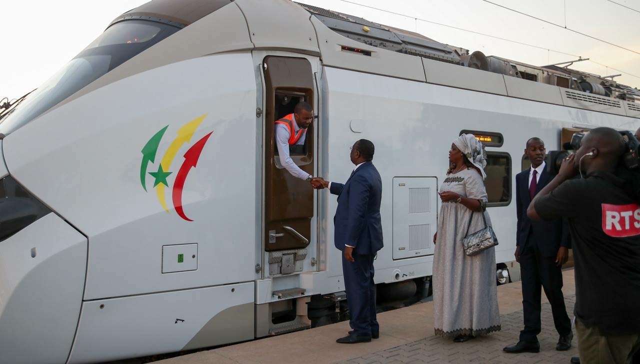 Sénégal : lancement de la deuxième phase du Train express régional ...